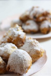 Oliebollen (Dutch Doughnuts) - Recipes Made Easy